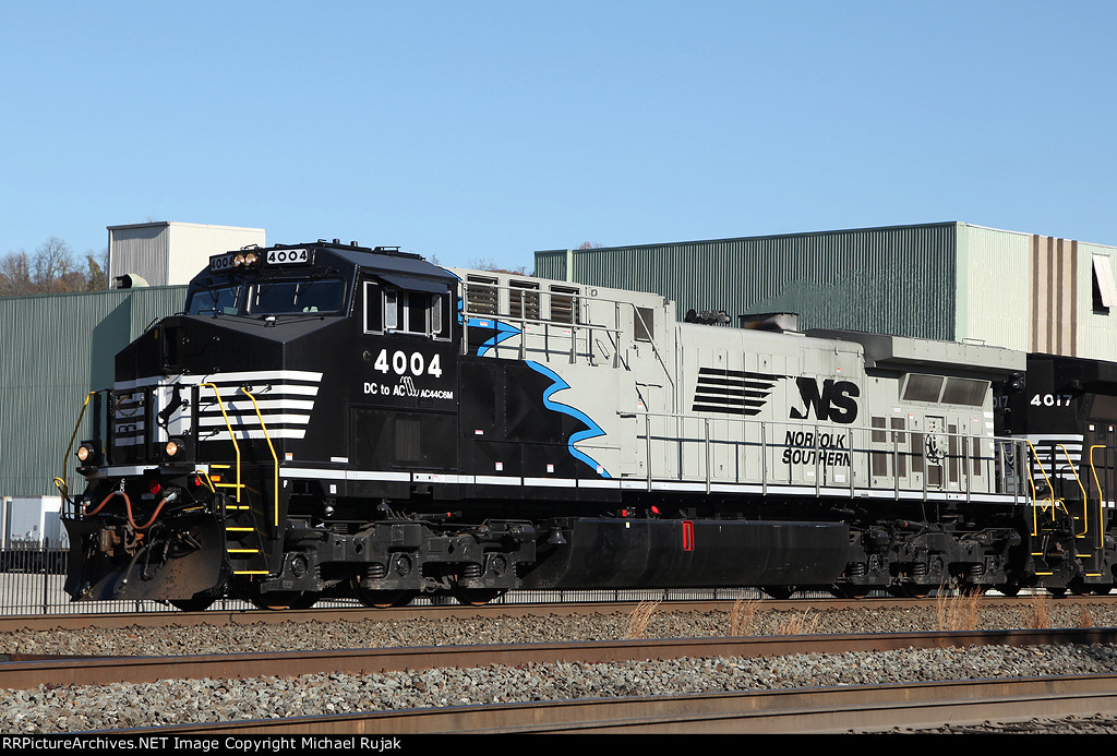 NS 4004